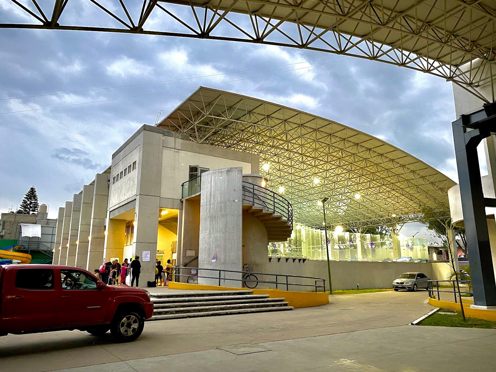 Clara Brugada en busca de la Utopía - Presente